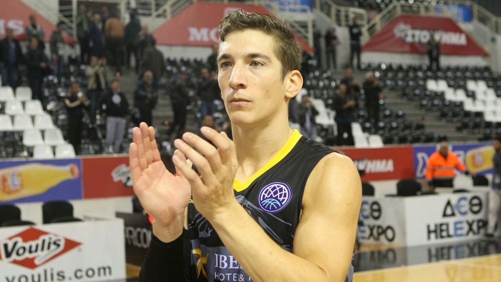 Nico Richotti se echa a las espaldas al Iberostar Tenerife