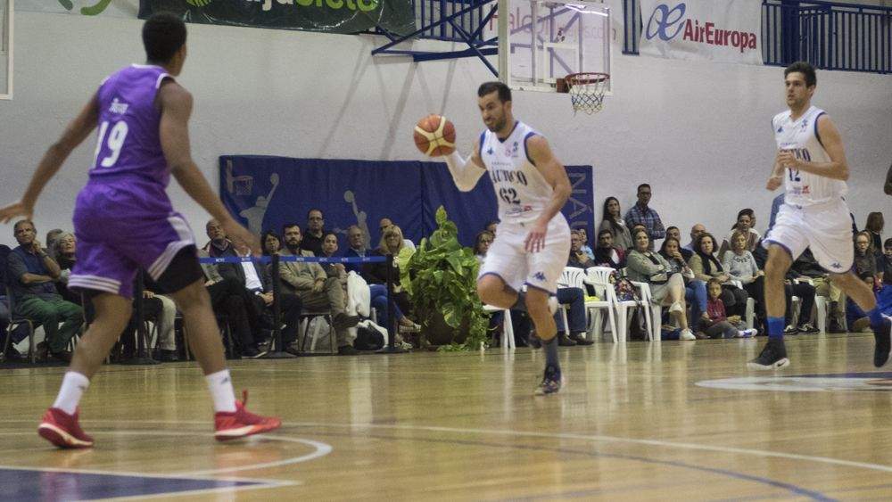 El Náutico Tenerife renueva a Imobach González, Roberto de la Rosa e ...