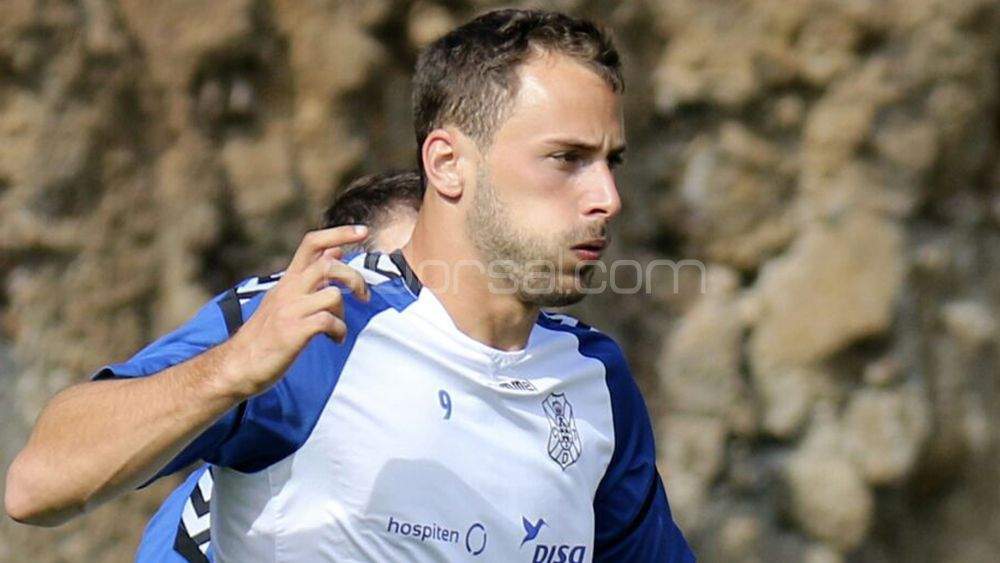 Malbasic como sustituto de Suso en el CD Tenerife para visitar Córdoba