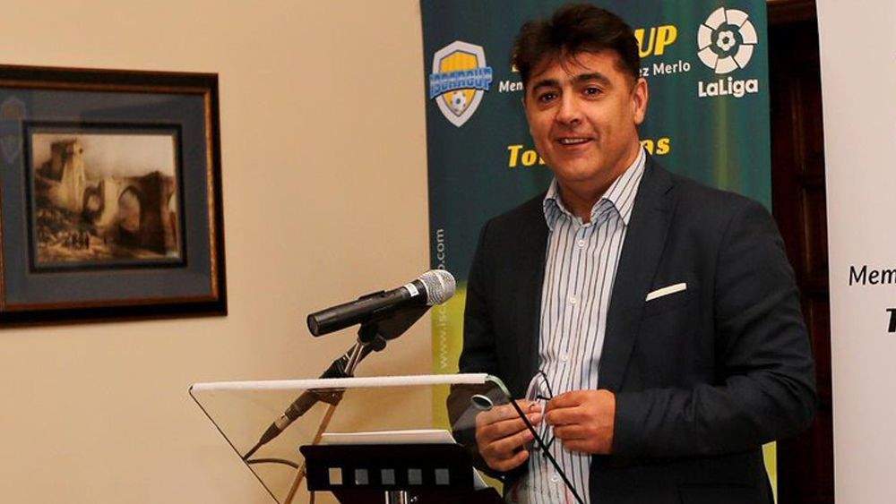 César Gómez: "CD Tenerife carece de proyecto, funciona desde la ...