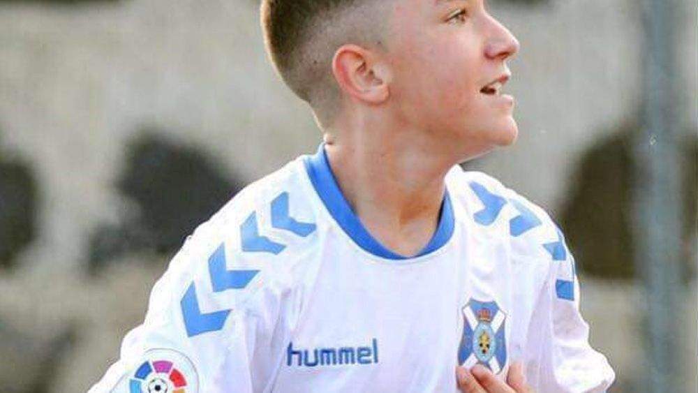 El Alavés ficha a un prometedor cadete del CD Tenerife, Giovanni García