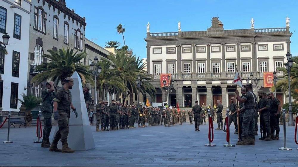 El Regimiento de Infantería Canarias 50 celebra su 450 aniversario con ...