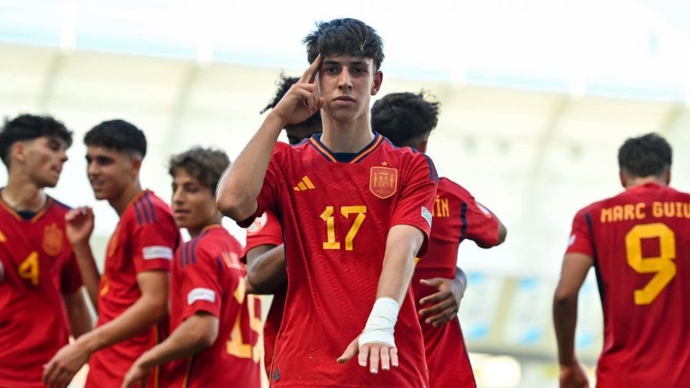 Gol y asistencia del tinerfeño Óscar Mesa ante Eslovenia en el Europeo ...