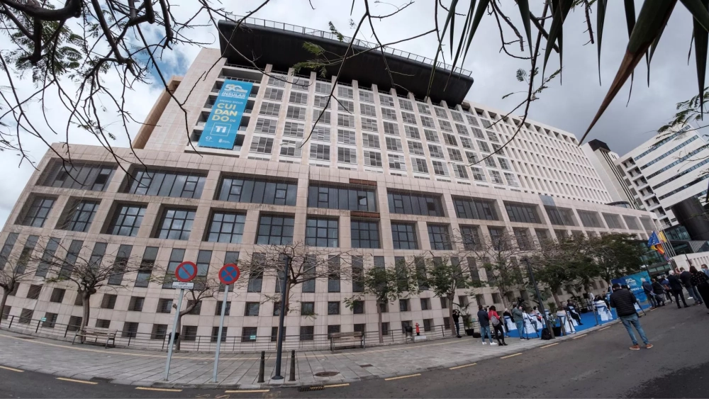 El SCS frena la derivación de personas con el alta hospitalaria a un ...