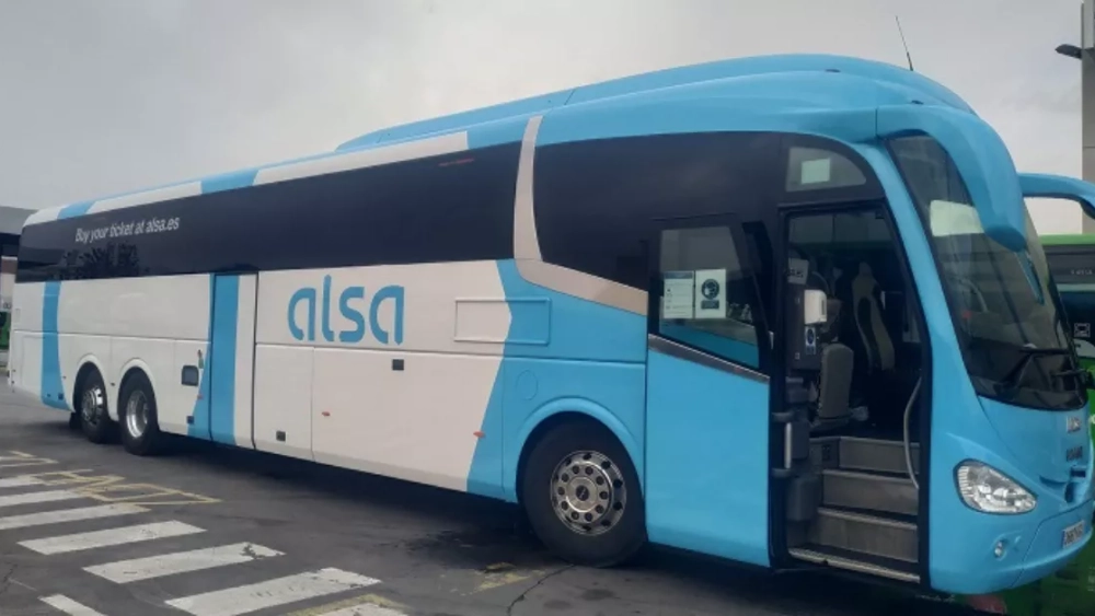 ¿Qué busca Alsa, la mayor empresa de guaguas de España, en Canarias?