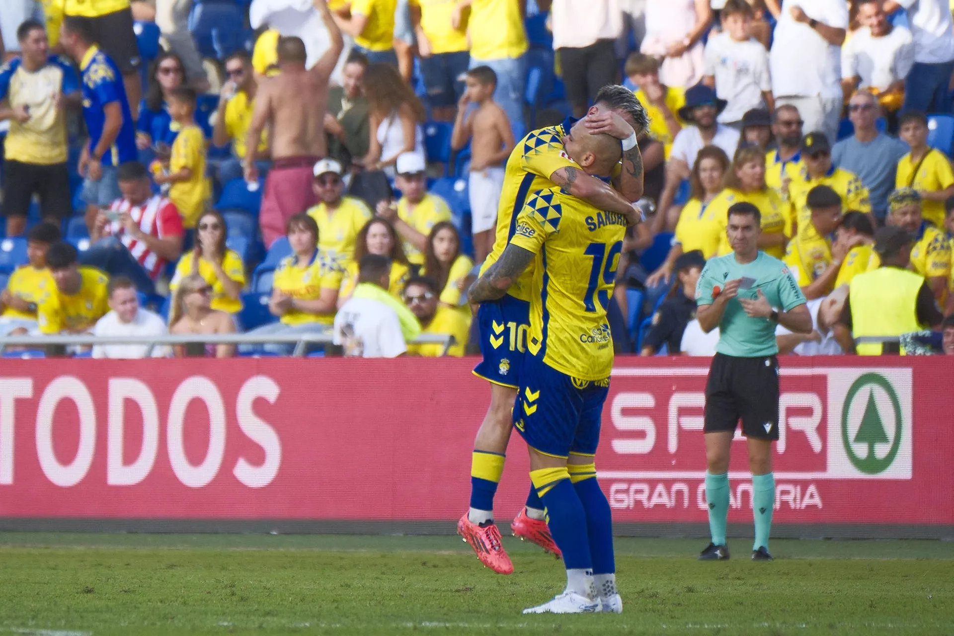 Sandro: "No hemos sido nosotros, parecíamos un equipo diferente"